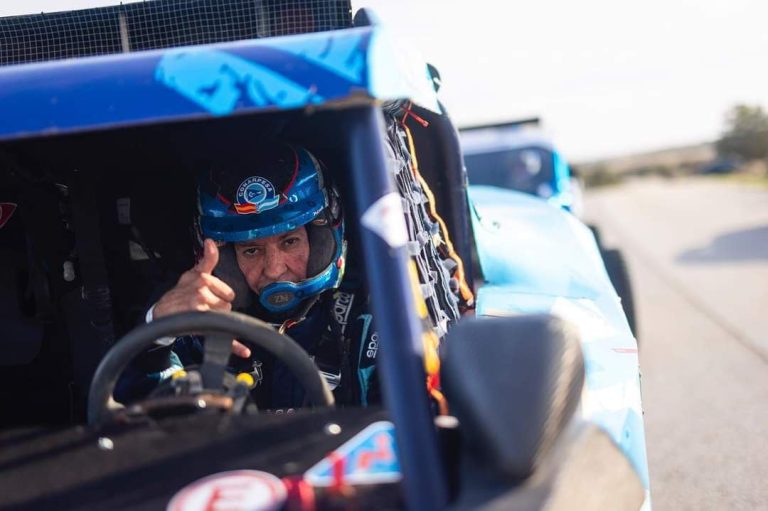 Fernando Álvarez recupera terreno y se mete en la pelea por el triunfo ...