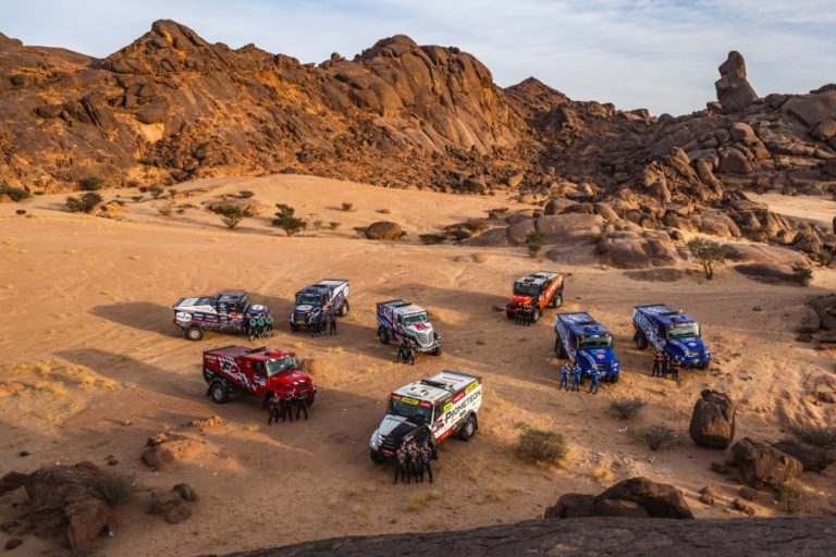 La espectacular flota de MM Technology: presenta nueve camiones para el Dakar 2025 - Somos Dakar